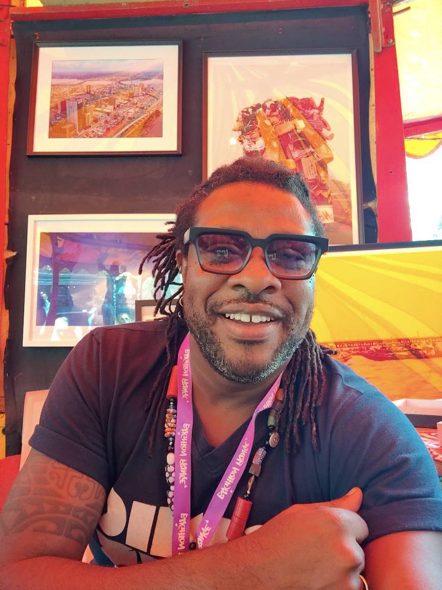 UK: Photo-documentarist, Bolaji Alonge takes ‘Iconic Lagos’ to Brighton ...